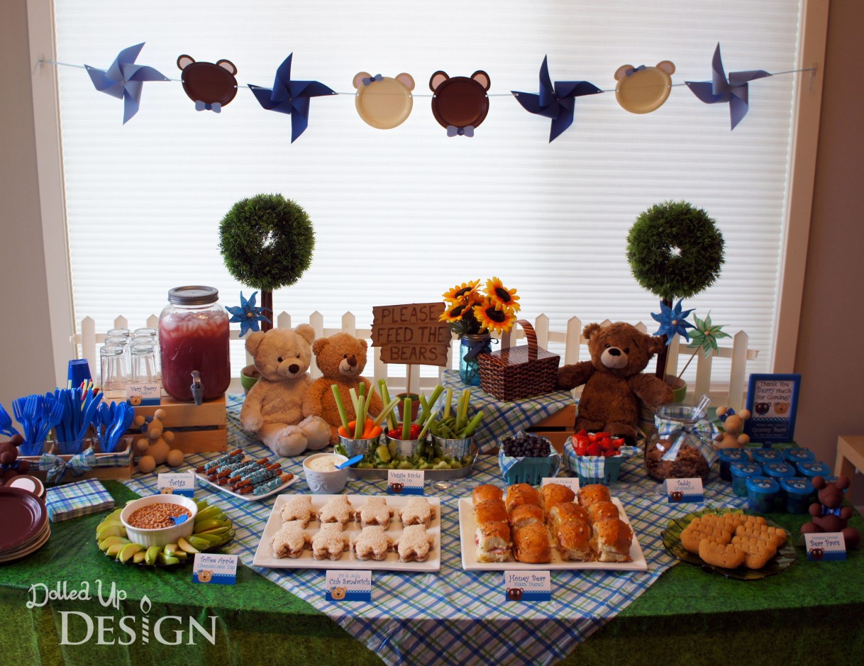 Picnic Time for Teddy Bears!